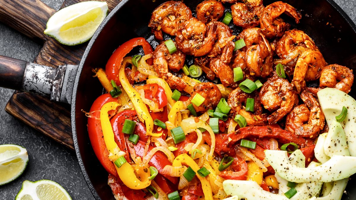 What to cook on your Blaze Griddle - Blaze Grills